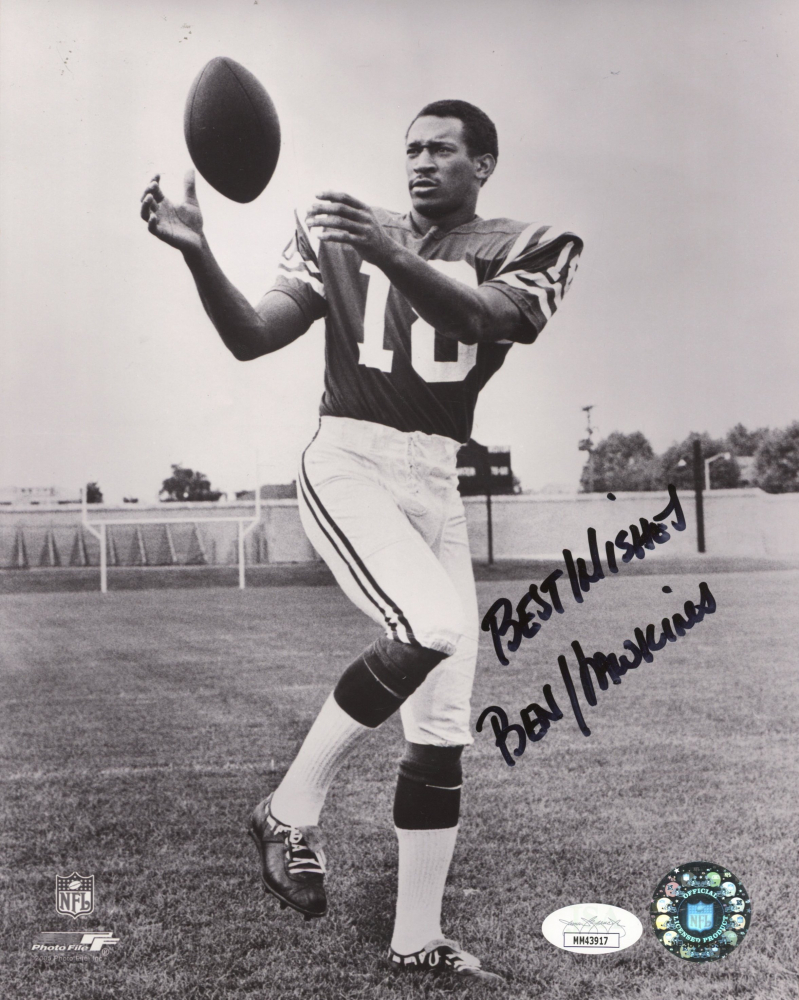 Ben Hawkins Signed Eagles 8x10 Photo Inscribed "Best Wishes" (JSA COA ...
