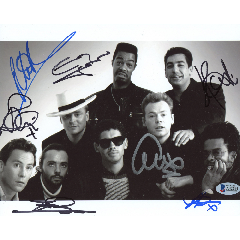 UB40 8x10 Photo Signed by (7) with Ali Campbell, Robin Campbell, Jimmy ...