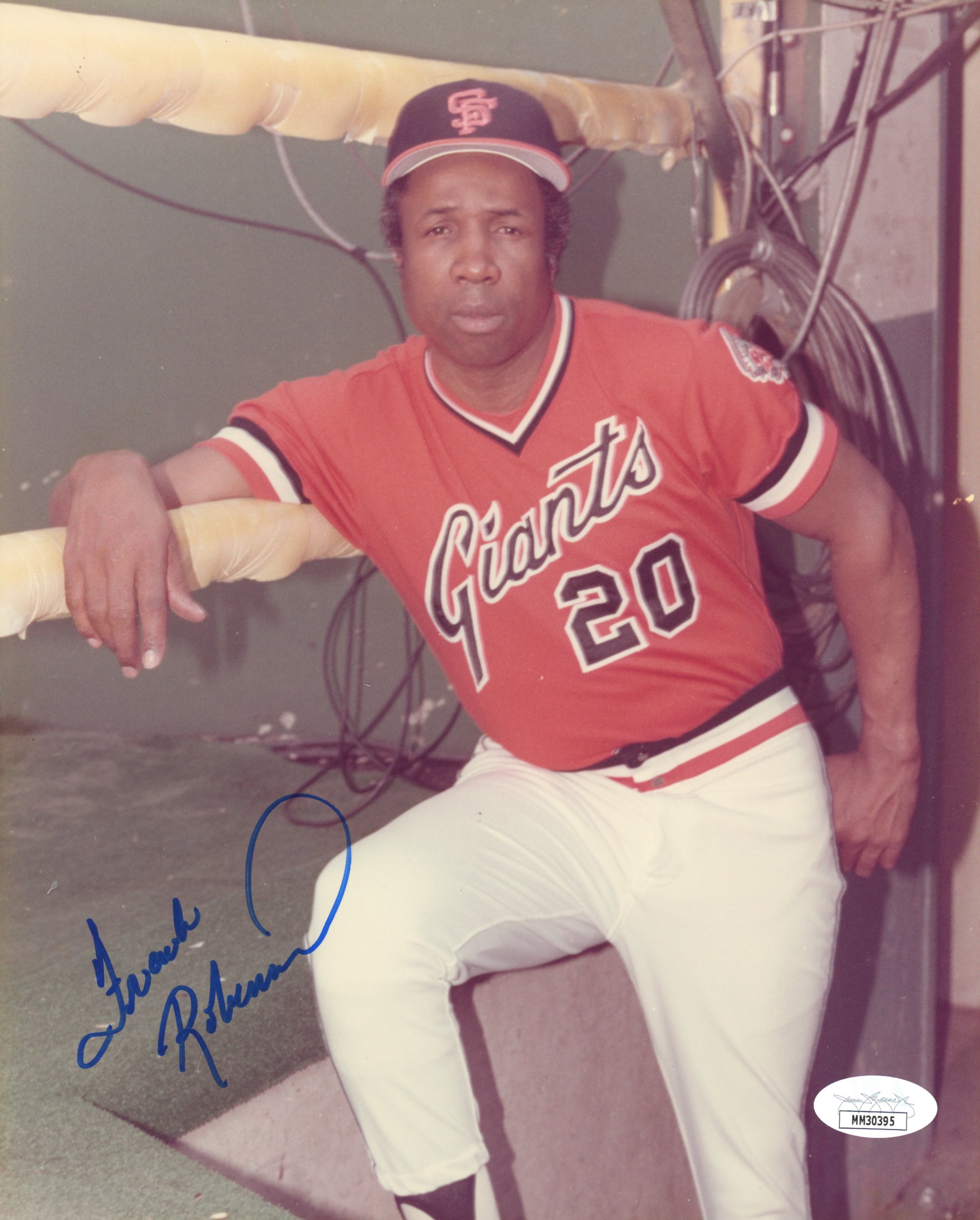Frank Robinson Signed Giants 8x10 Photo (JSA COA) | Pristine Auction