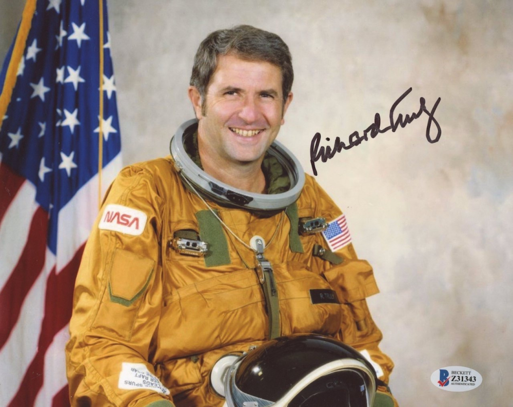 Richard H. Truly Signed NASA 8x10 Photo (Beckett COA) | Pristine Auction