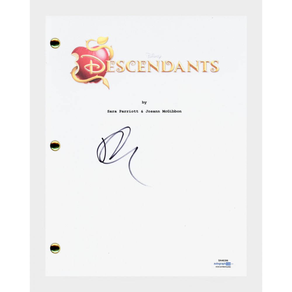 Dove Cameron Signed "Descendants" Movie Script (AutographCOA COA ...