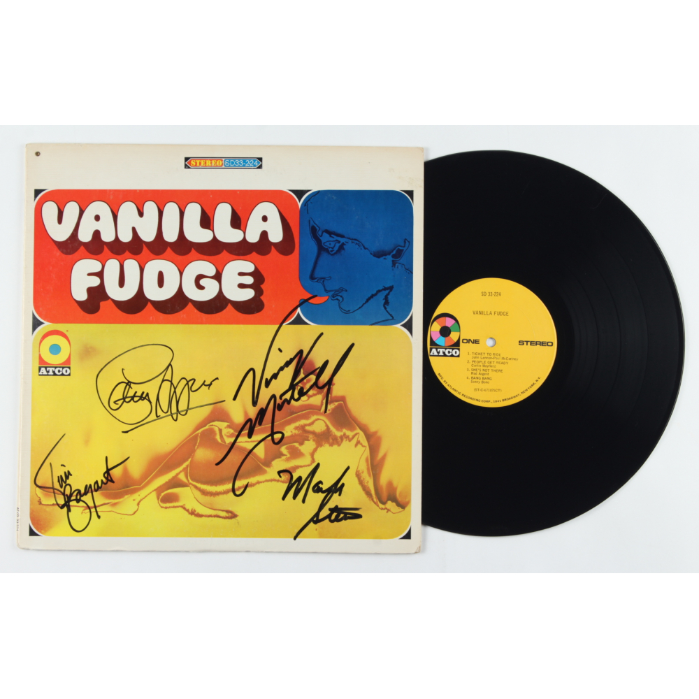 Vanilla Fudge "Vanilla Fudge" Vinyl Record Album Signed by (4) with ...