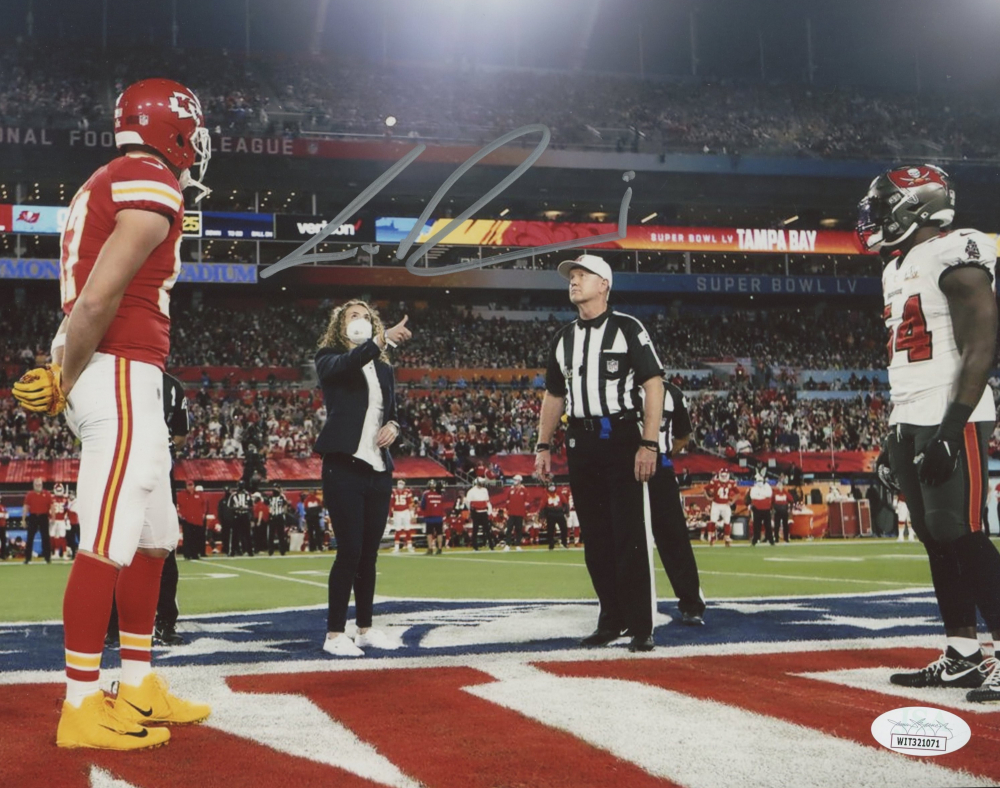 Lavonte David Signed Buccaneers 8x10 Photo (JSA Hologram) | Pristine ...