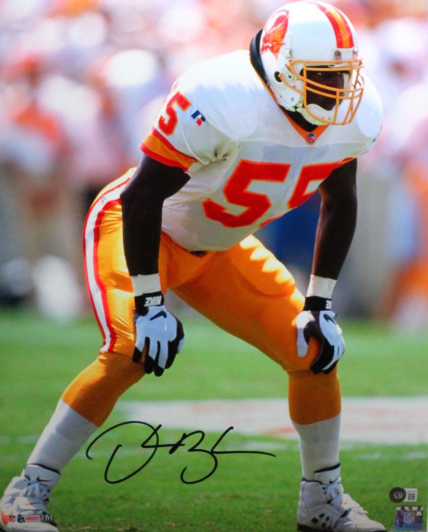 Derrick Brooks Signed Buccaneers 16x20 Photo (Beckett Hologram ...