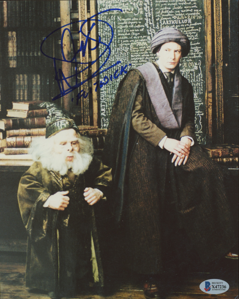 Warwick Davis Signed "Harry Potter" 8x10 Photo Inscribed "Flitwick ...