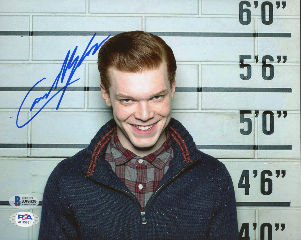 Cameron Monaghan Signed "Gotham" 8x10 Photo (Beckett) | Pristine Auction