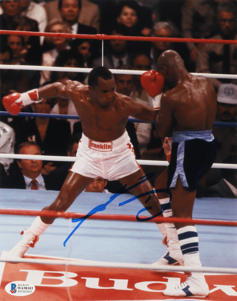 Sugar Ray Leonard Signed 8x10 Photo (Beckett COA) | Pristine Auction