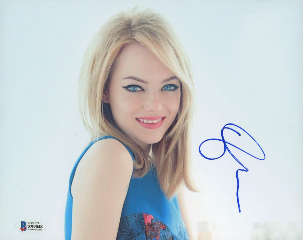 Emma Stone Signed 8x10 Photo (Beckett COA) | Pristine Auction