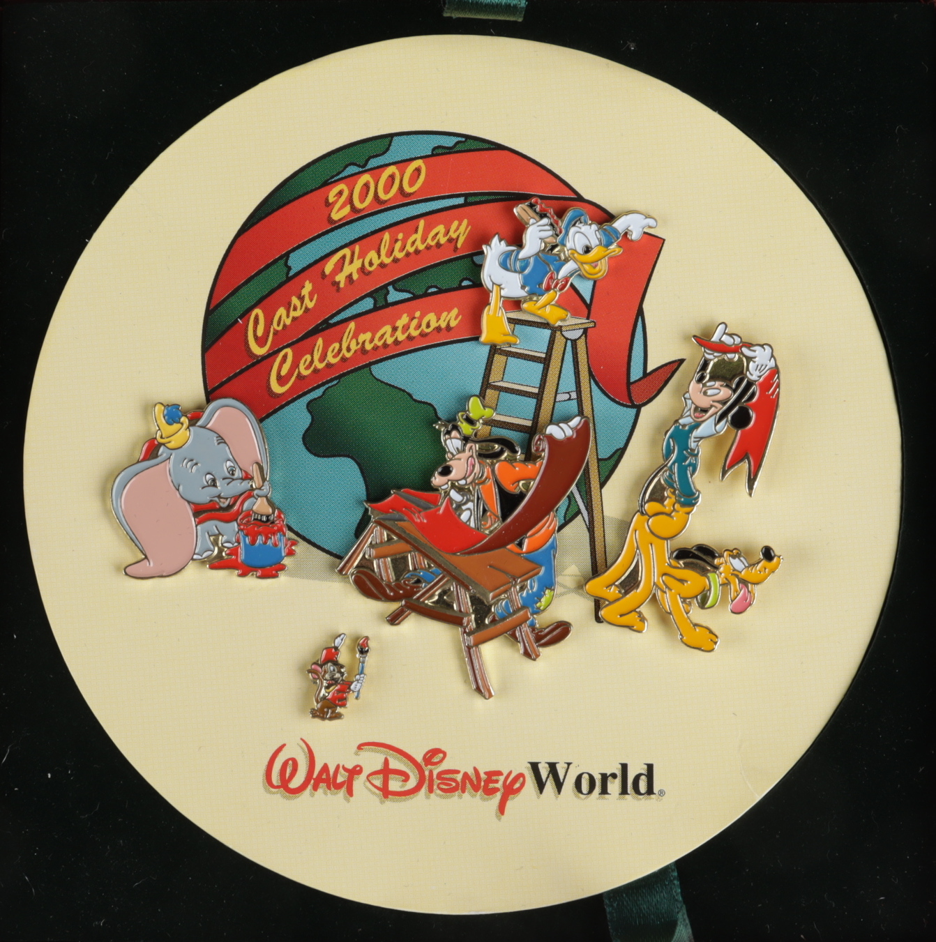 Vintage Disney World 2000 Cast Holiday Celebration (5) Pin Set with ...