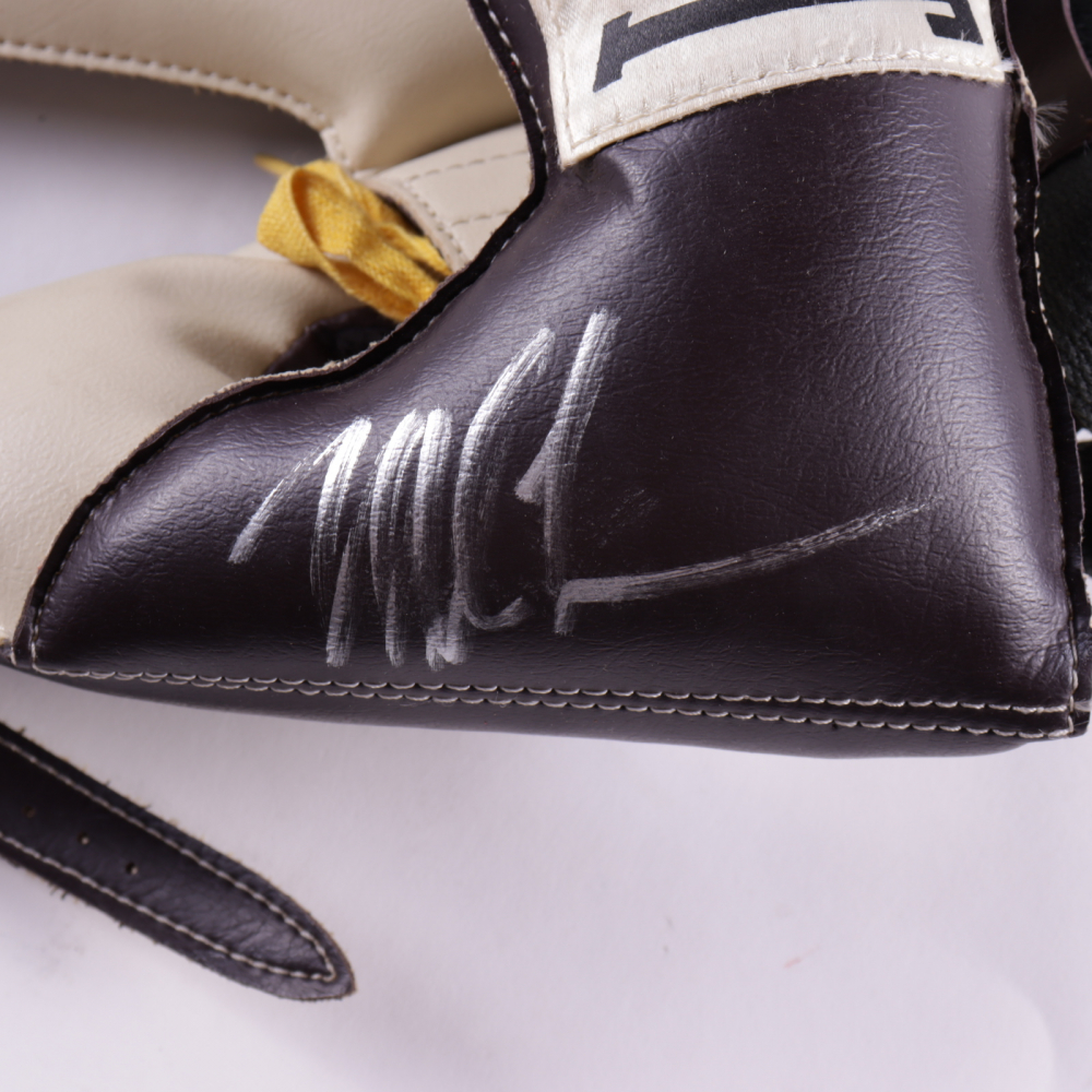 Mike Tyson Signed Vintage Everlast Boxing Sparring Helmet With Display ...