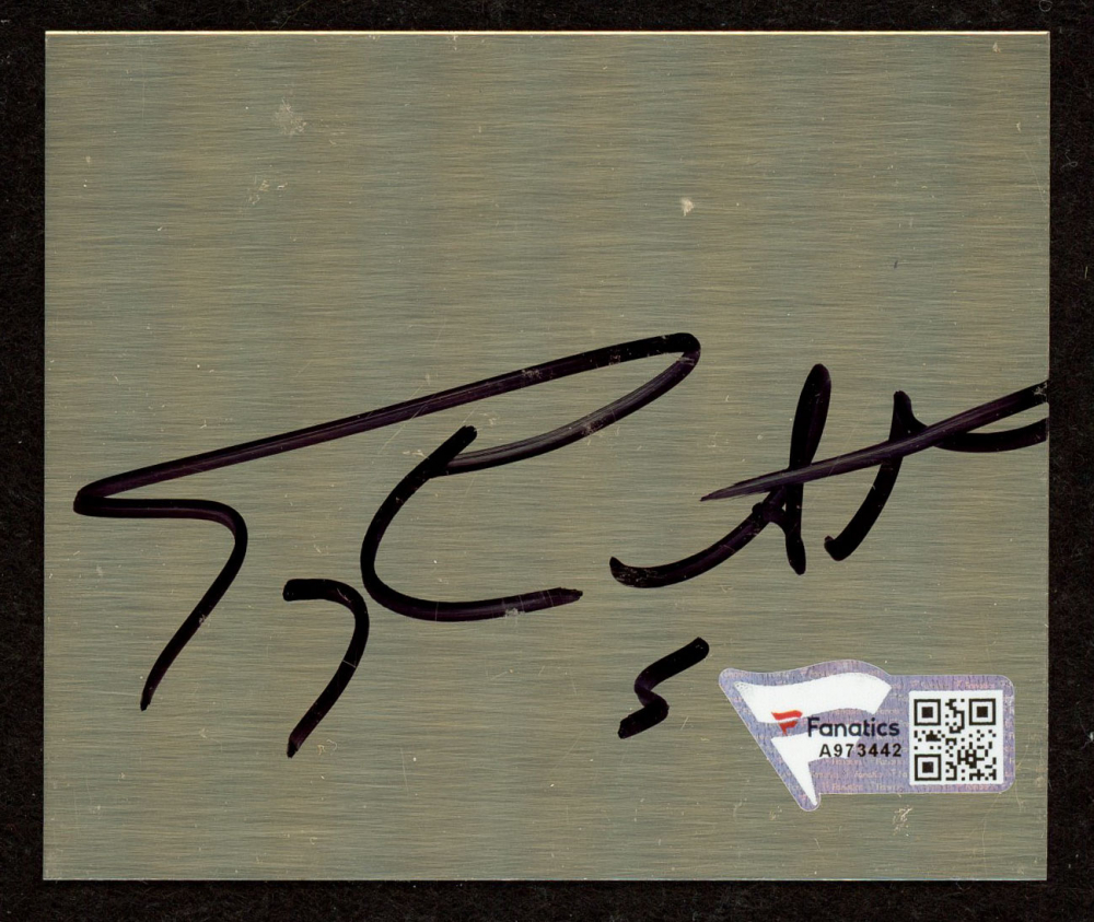 Is anyone able to identify the signature between Dale Jarrett and Ryan ...