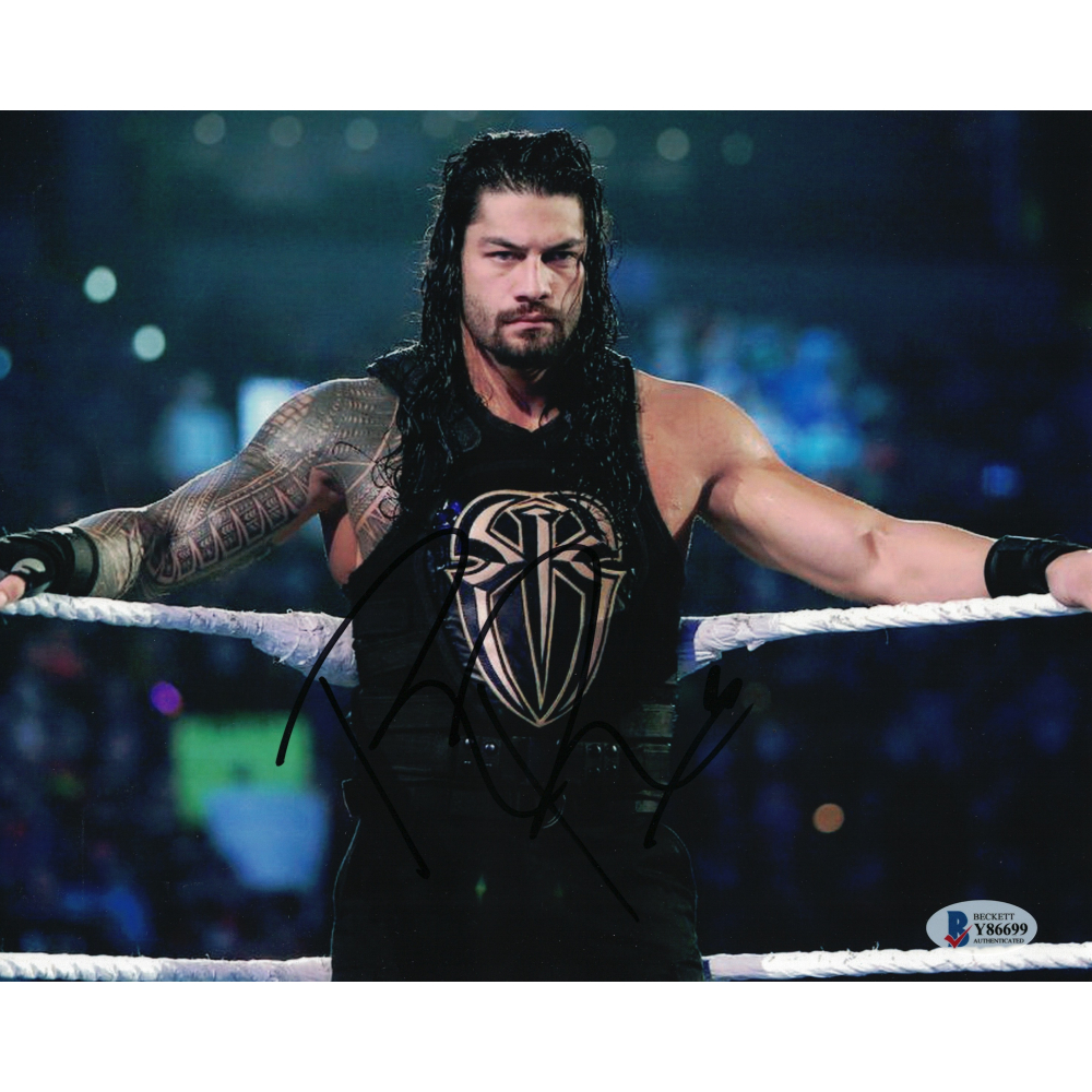 Roman Reigns Signed 8x10 Photo (Beckett COA) | Pristine Auction
