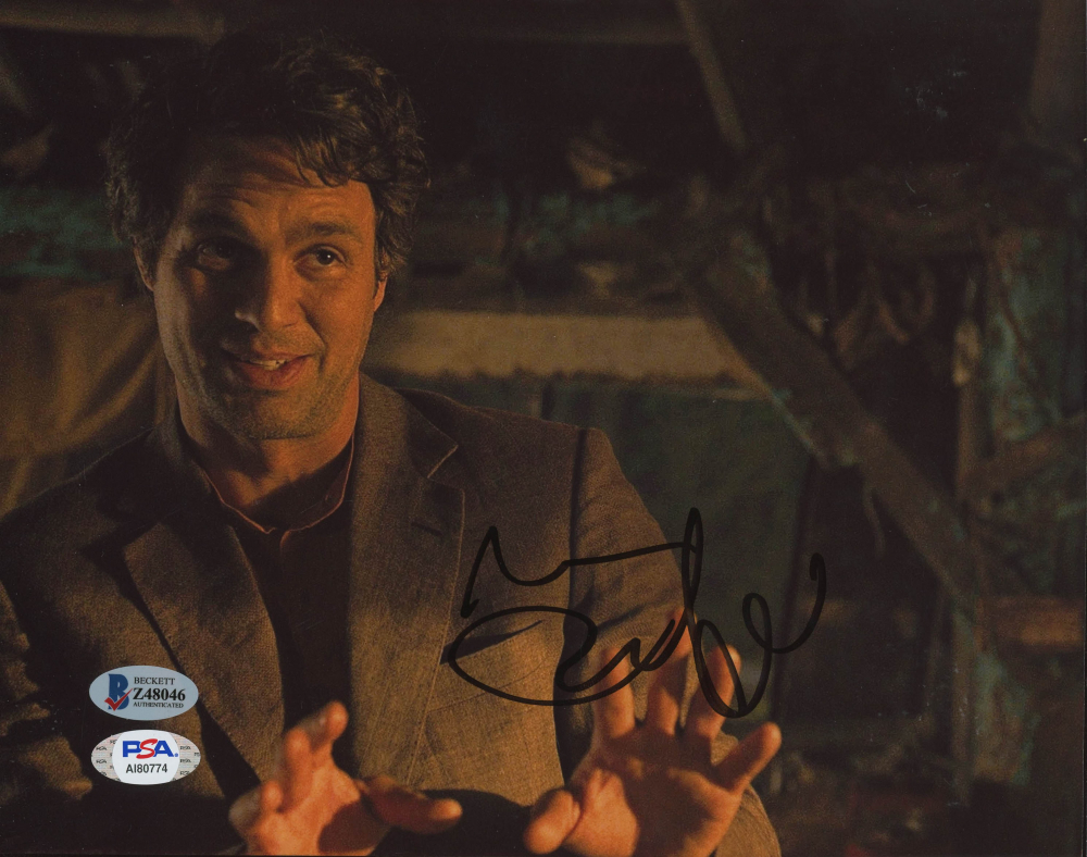 Mark Ruffalo Signed "The Avengers" 8x10 Photo (Beckett COA) | Pristine ...