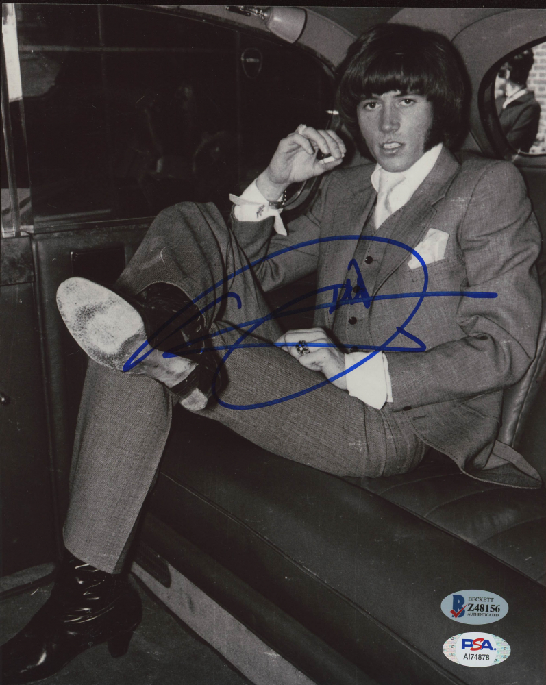 Barry Gibb Signed 8x10 Photo (Beckett COA) | Pristine Auction