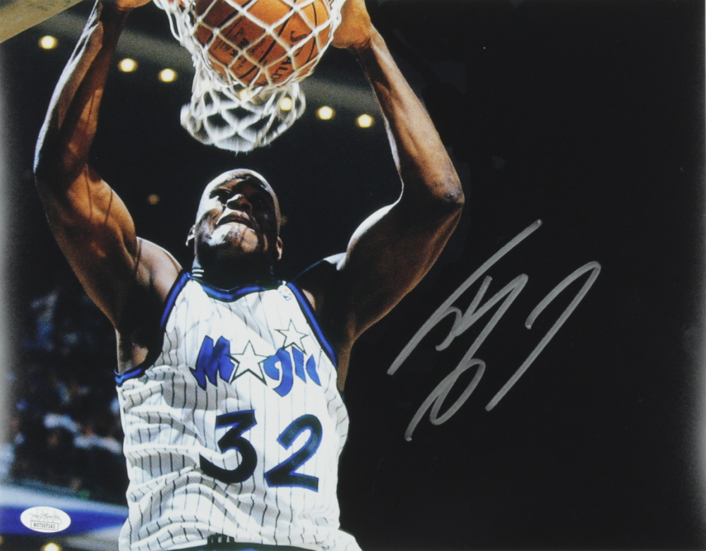 Shaquille O'Neal Signed Magic 11x14 Photo (JSA COA) | Pristine Auction