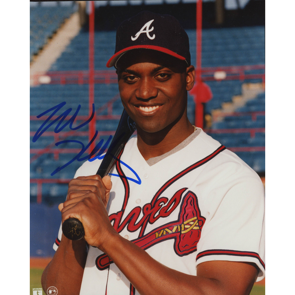 Mike Kelly Signed Braves 8x10 Photo (Althon Sports COA) | Pristine Auction