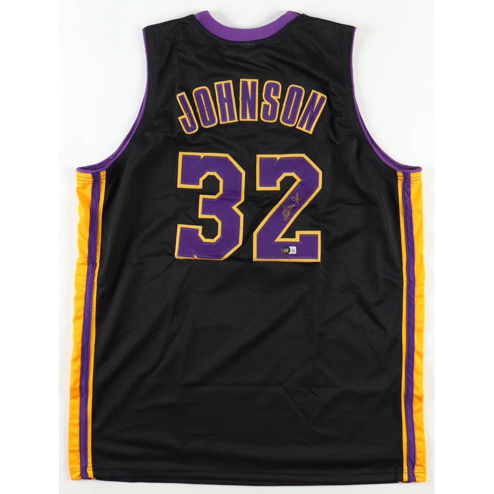 Magic Johnson Signed Jersey (Beckett) | Pristine Auction