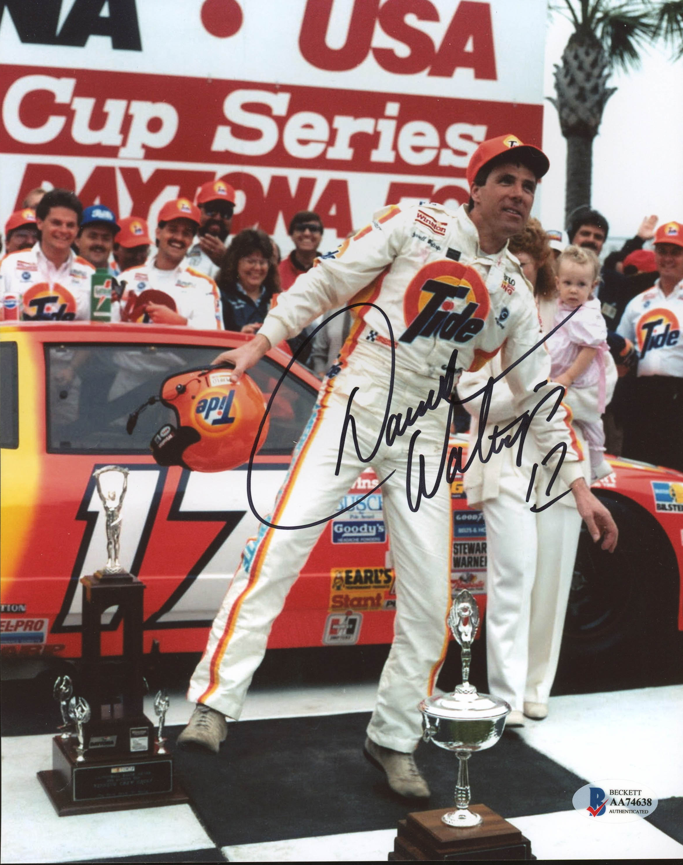 Darrell Waltrip Signed 8x10 Photo (Beckett COA) | Pristine Auction