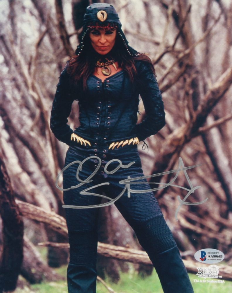Claire Stansfield Signed Xena Warrior Princess 8x10 Photo Beckett Pristine Auction