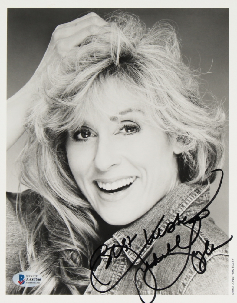 Judith Light Signed 8x10 Photo Inscribed "Best Wishes" (Beckett COA ...
