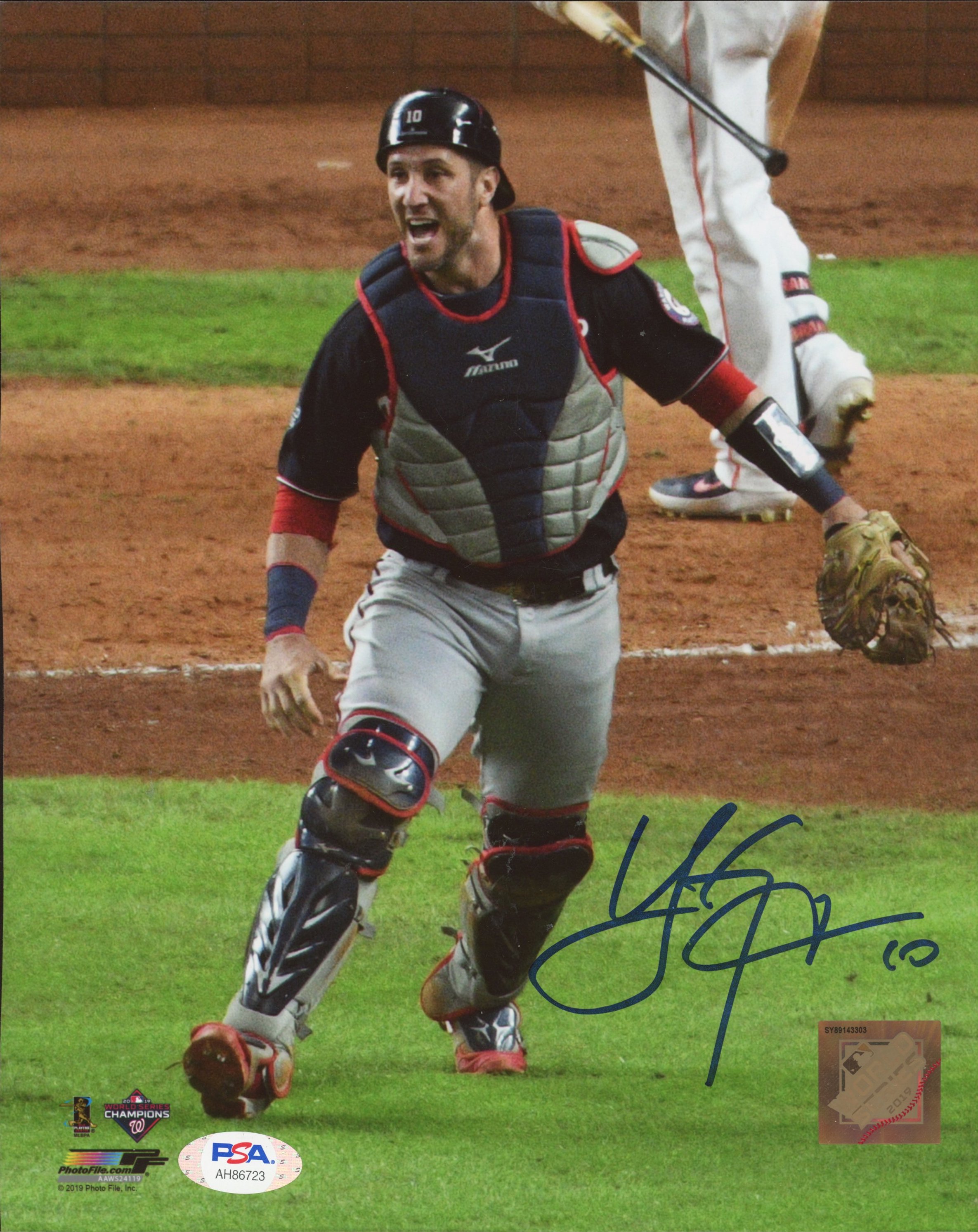 Yan Gomes Signed Nationals 8x10 Photo (PSA COA) | Pristine Auction