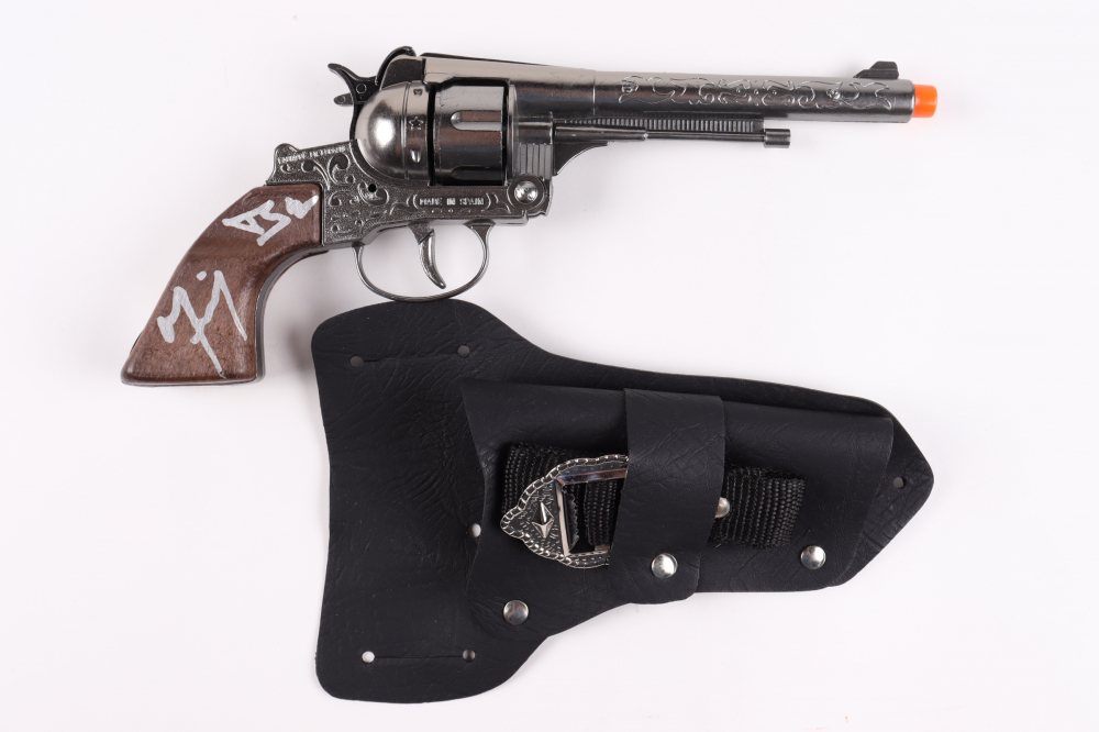 Michael Biehn Signed "Tombstone" Doc Holiday Replica Revolver Gun With ...