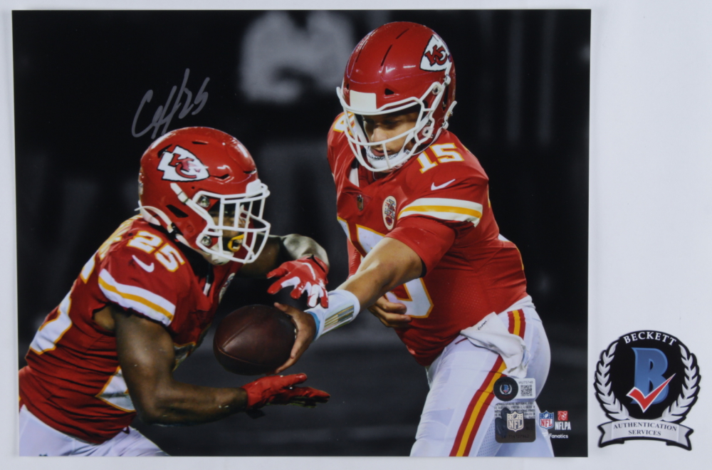 Clyde Edwards-Helaire Signed Chiefs 11x14 Photo (Beckett Hologram ...