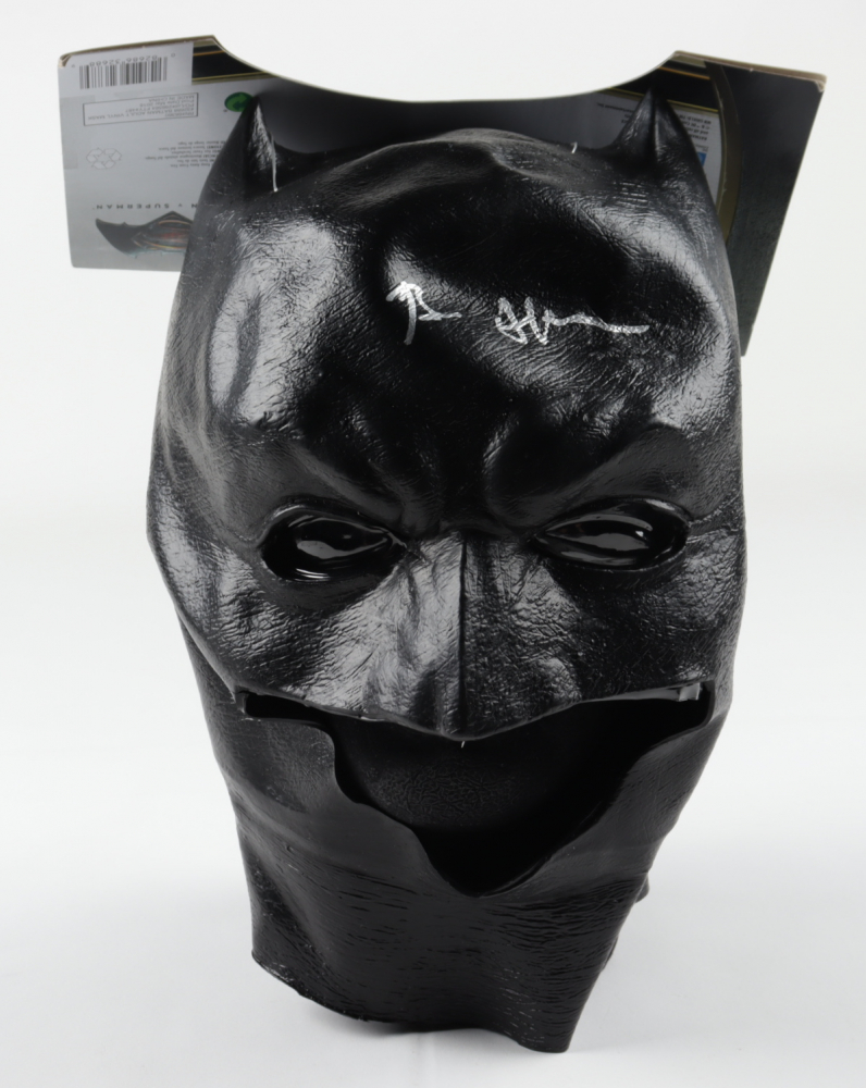 Ben Affleck Signed "Batman Vs. Superman" Full-Size Batman Mask (Beckett ...