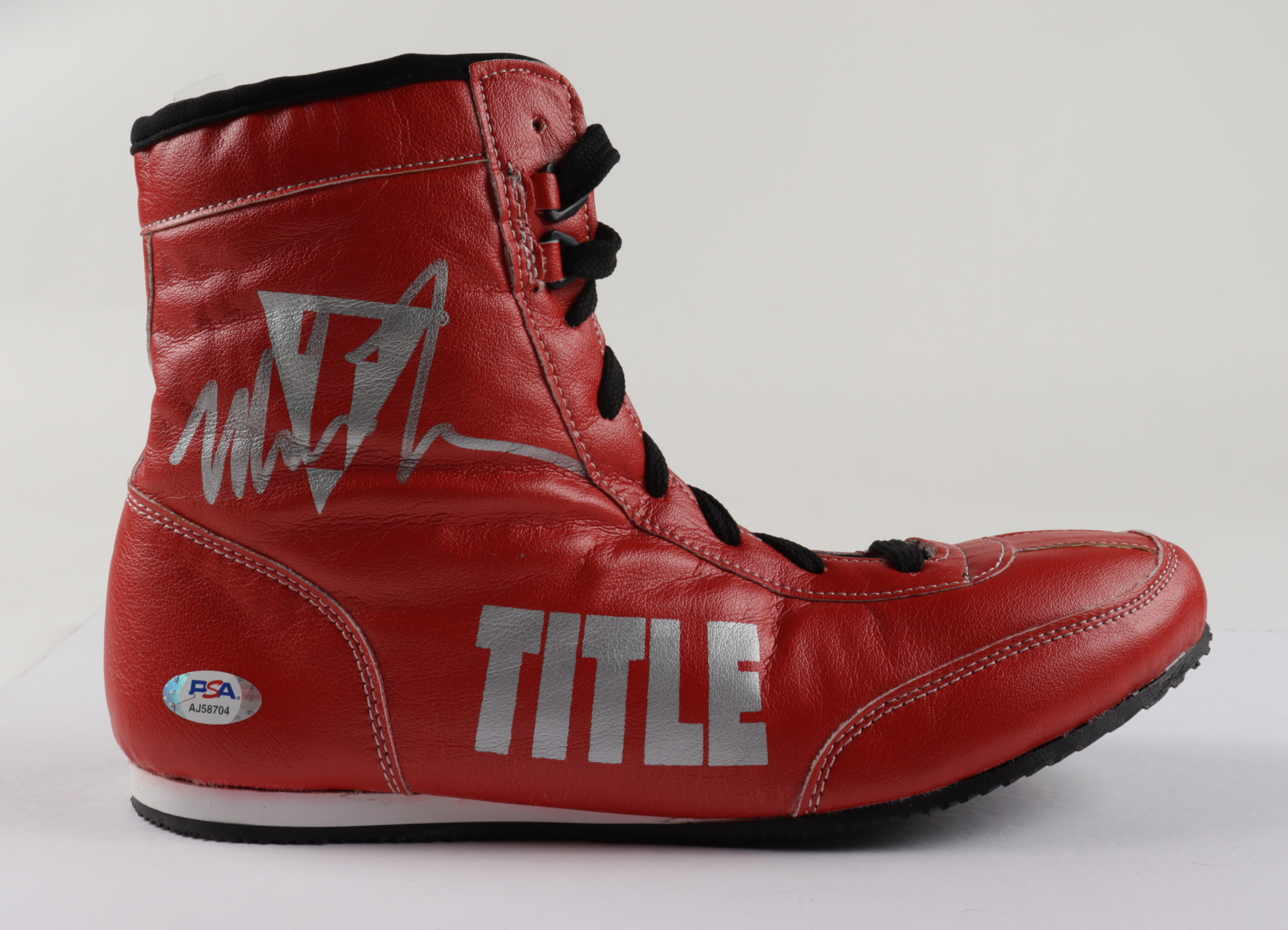 Mike Tyson Signed Title Boxing Shoe (PSA COA) (See Description ...