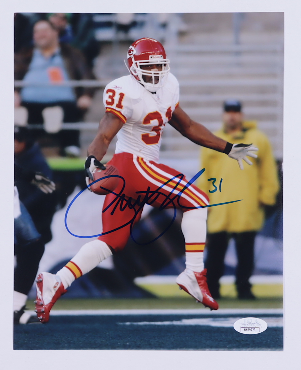 Priest Holmes Signed Chiefs 8x10 Photo (JSA COA) | Pristine Auction