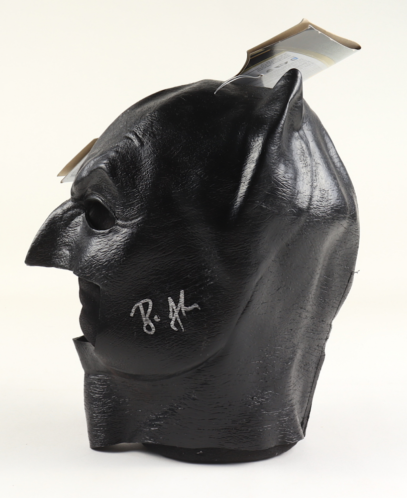 Ben Affleck Signed "Batman Vs. Superman" Full-Size Batman Mask (Beckett ...