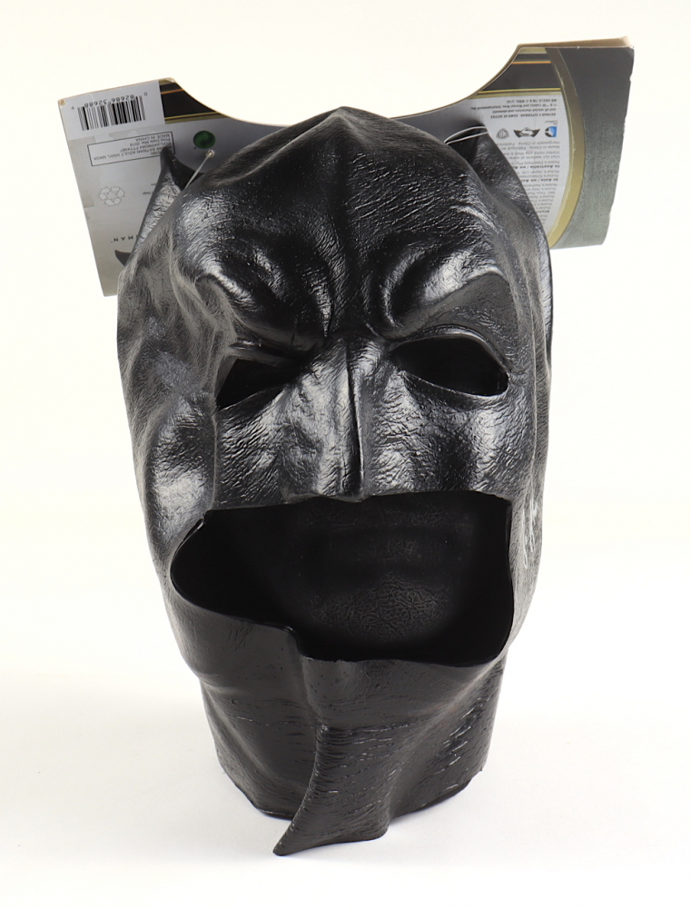 Ben Affleck Signed "Batman Vs. Superman" Full-Size Batman Mask (Beckett ...