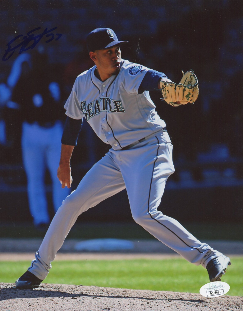 Edwin Diaz Signed Mariners 8x10 Photo (JSA COA) | Pristine Auction