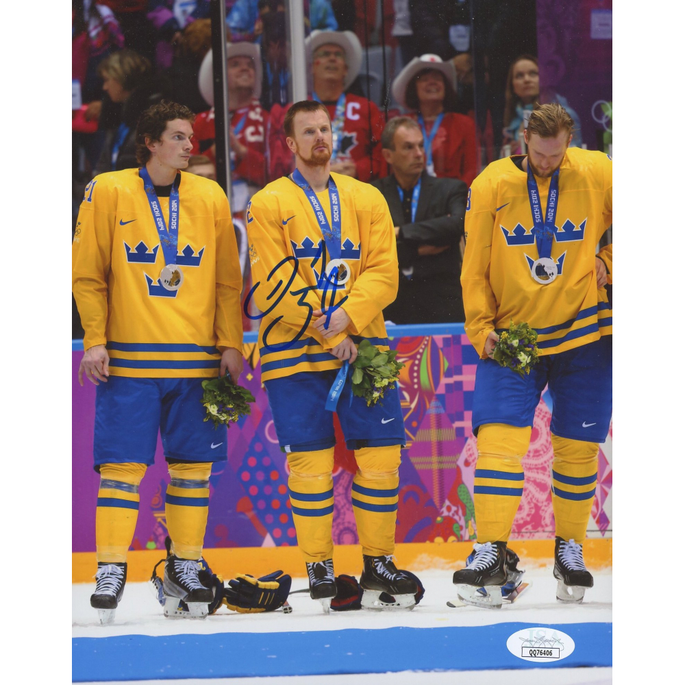Daniel Sedin Signed Team Sweden 8x10 Photo (JSA COA) | Pristine Auction