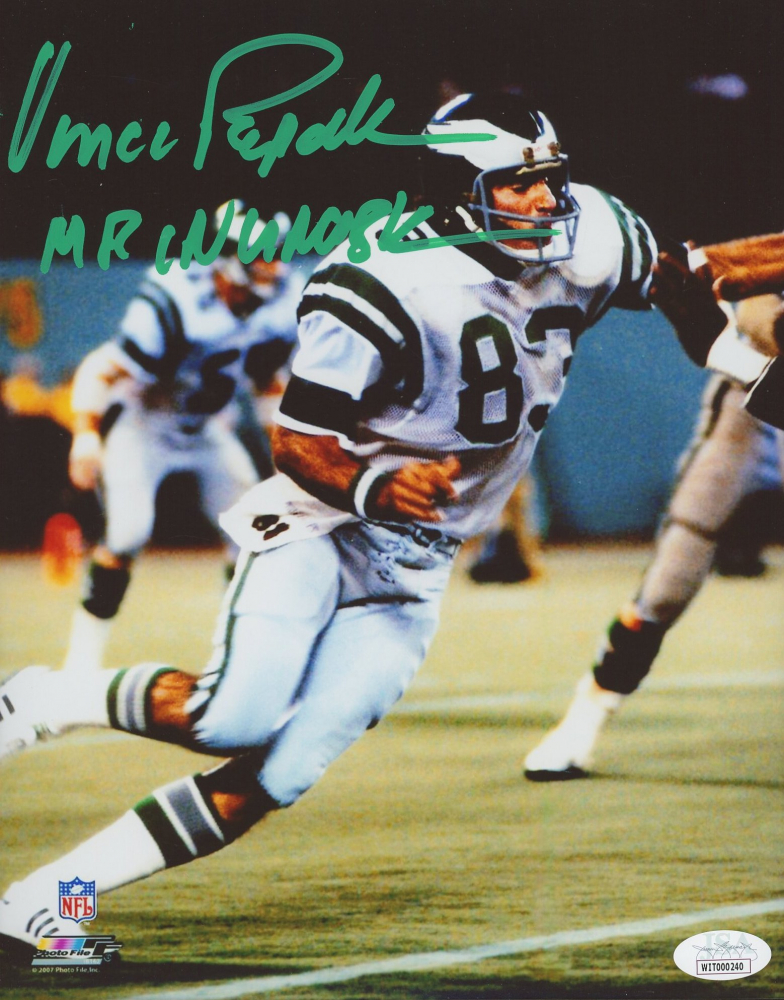 Vince Papale Signed Eagles 8x10 Photo Inscribed "Mr. Invincible" (JSA ...