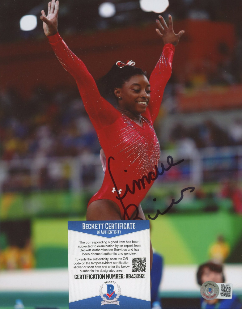 Simone Biles Signed Team USA 8x10 Photo (Beckett COA) | Pristine Auction