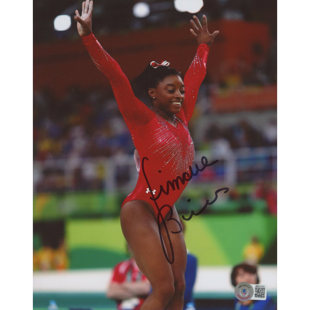 Simone Biles Signed Team USA 8x10 Photo (Beckett COA) | Pristine Auction