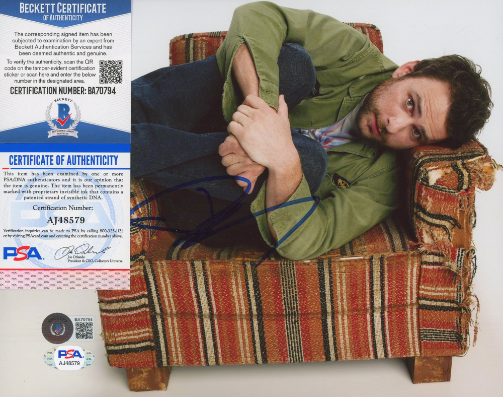 Charlie Day Signed 8x10 Photo (Beckett) | Pristine Auction