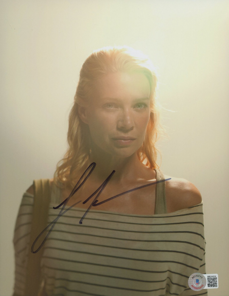 Laurie Holden Signed 8x10 Photo (Beckett COA) | Pristine Auction