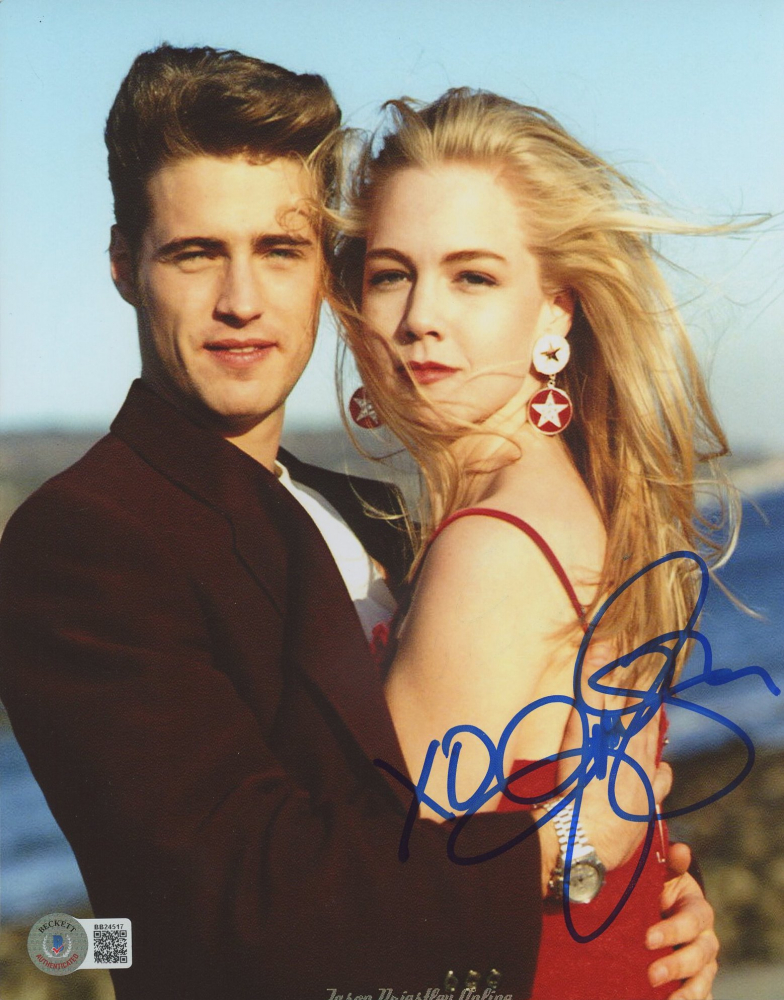 Jennie Garth Signed "90210" 8x10 Photo (Beckett COA) | Pristine Auction