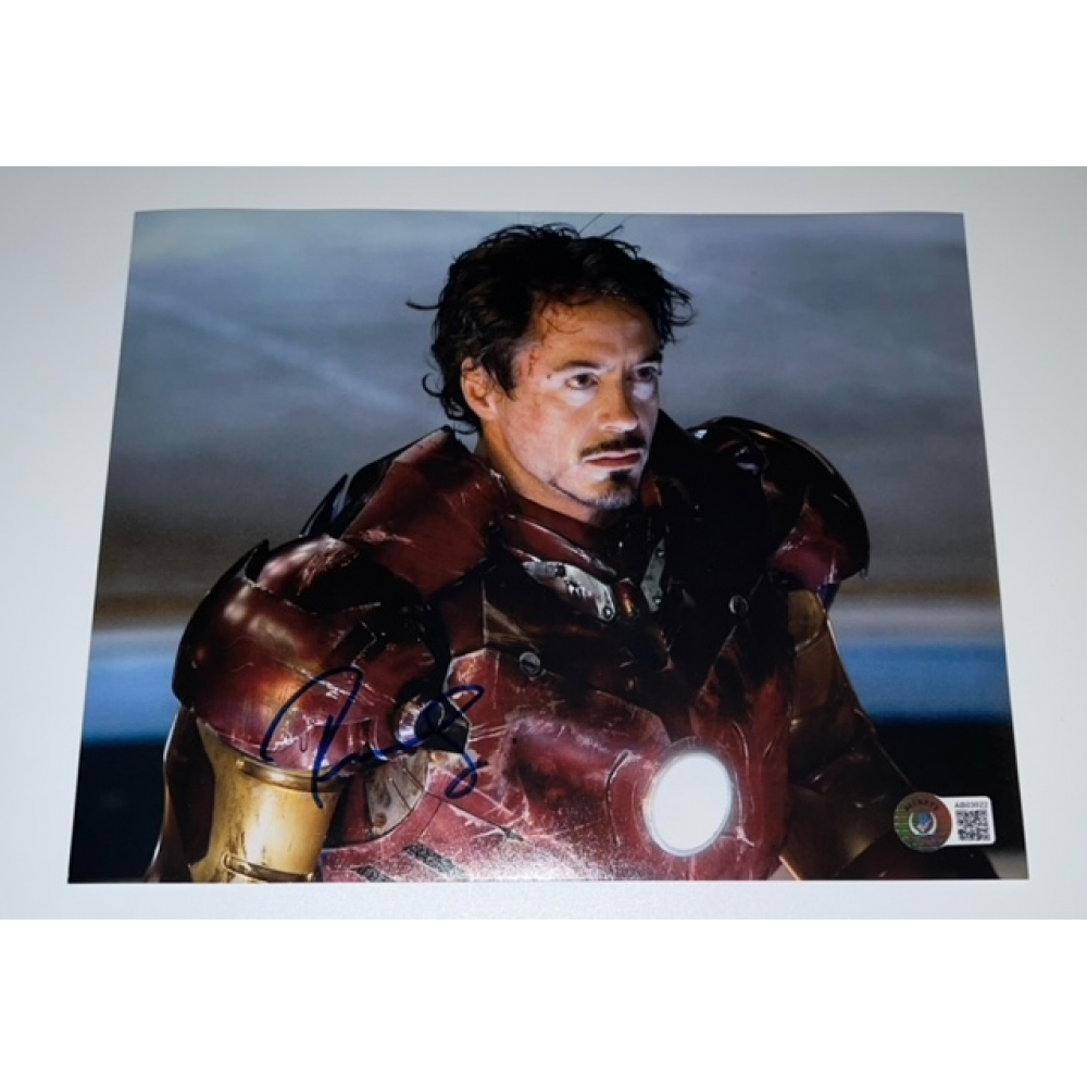 Robert Downey Jr. Signed "Iron Man" 8x10 Photo (Beckett) | Pristine Auction