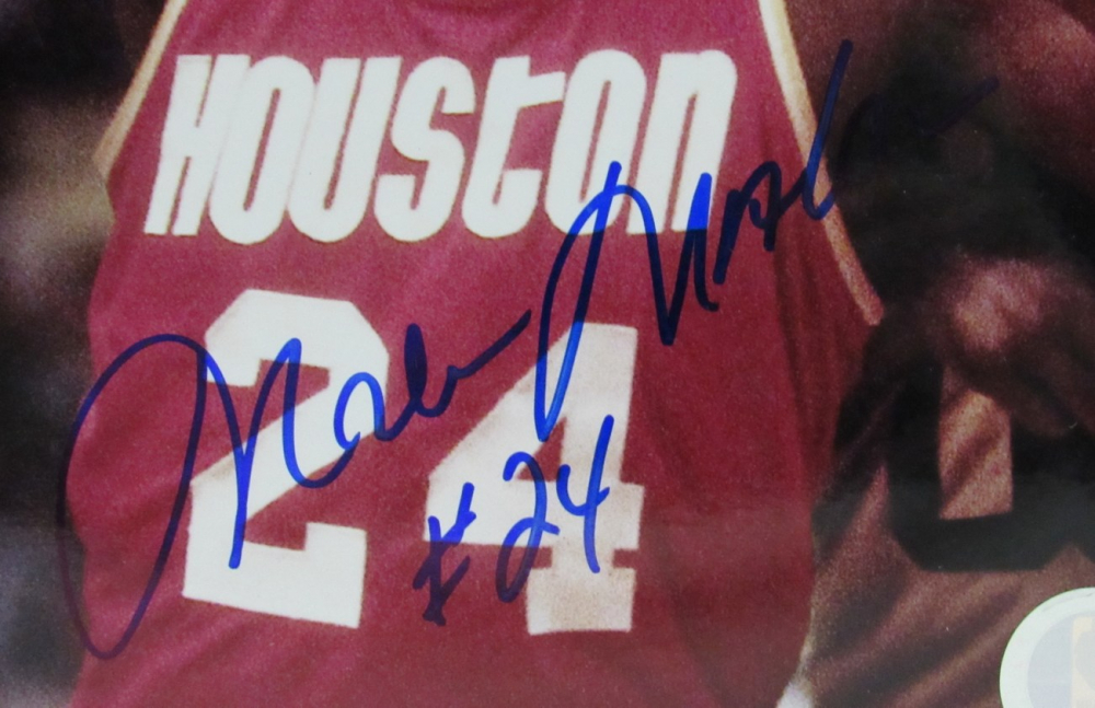 Moses Malone Signed Rockets 11x14 Photo (JSA COA) | Pristine Auction