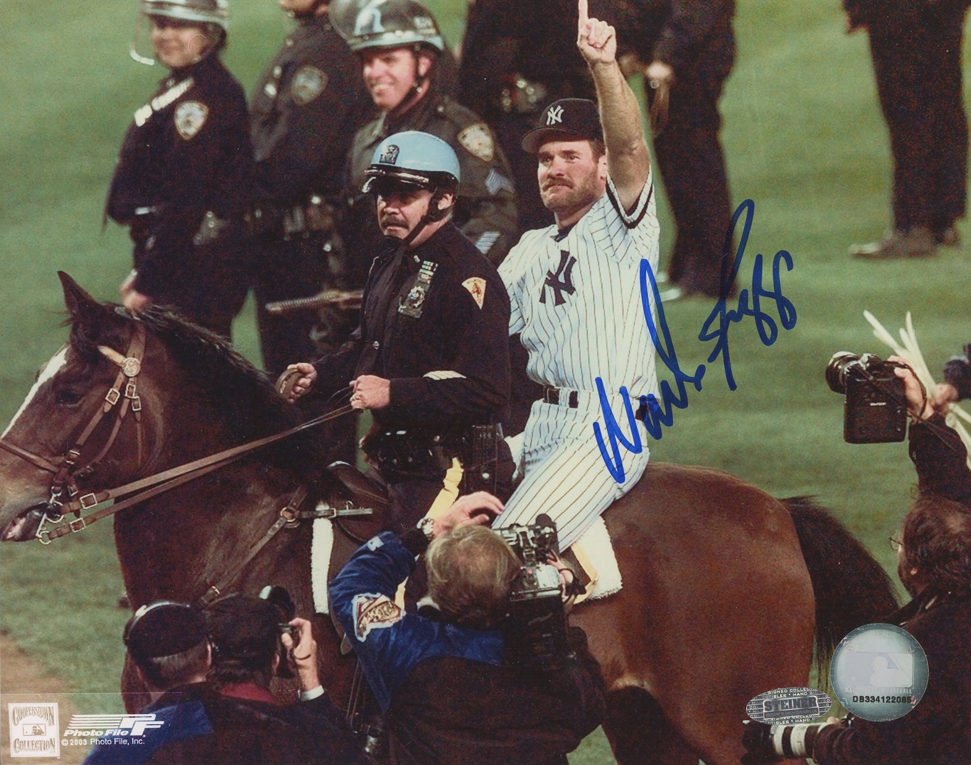 Wade Boggs Signed Yankees 8x10 Photo (Steiner Hologram) | Pristine Auction