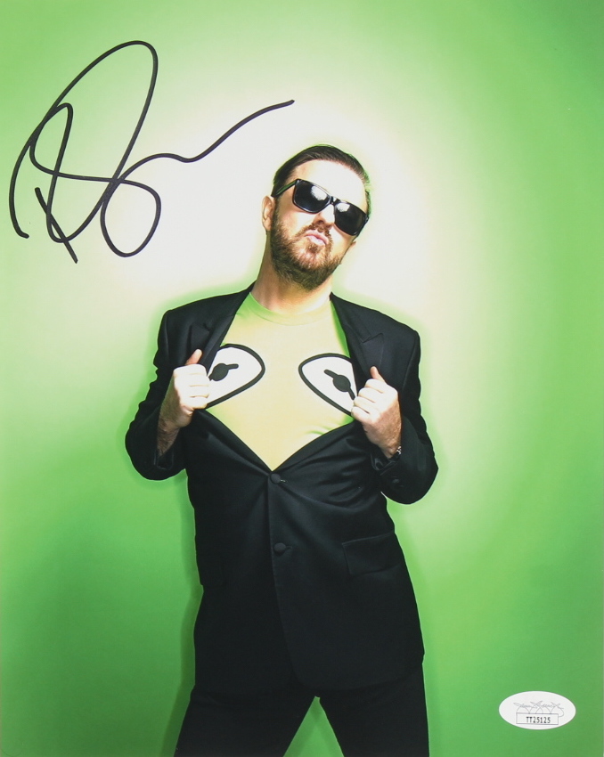 Ricky Gervais Signed 8x10 Photo (JSA COA) | Pristine Auction