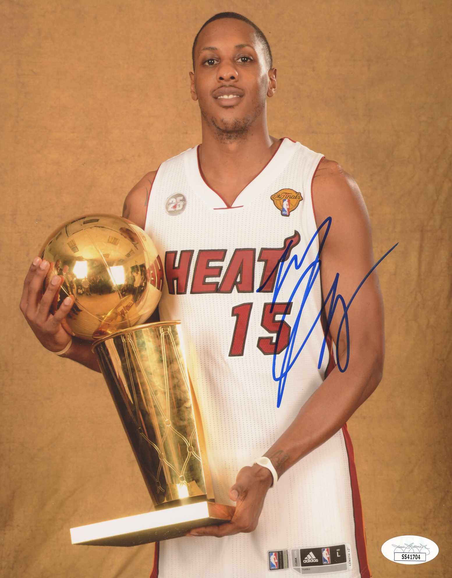 Mario Chalmers Signed Heat 8x10 Photo (JSA COA) | Pristine Auction