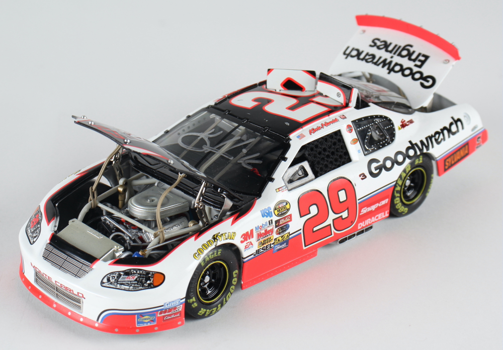 Kevin Harvick Signed 2005 NASCAR #29 GM Goodwrench / 20 Years with RCR ...