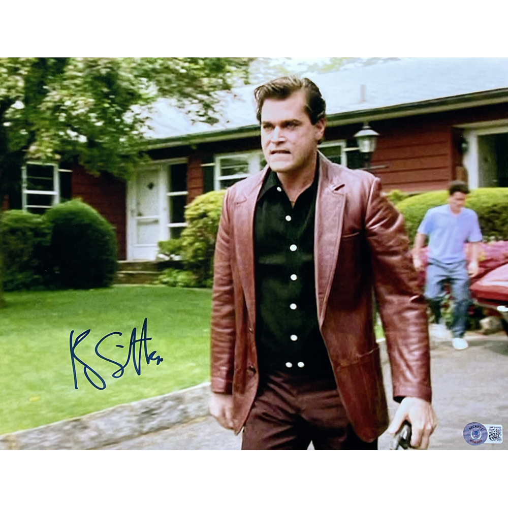 Ray Liotta Signed "Goodfellas" 16x20 Photo (Beckett) | Pristine Auction