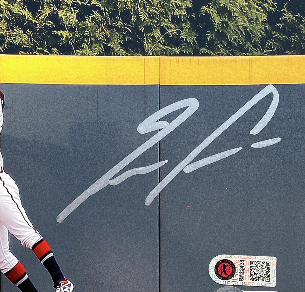 Ronald Acuna Jr. Signed Braves 8x10 Photo (Beckett & Acuna Jr ...