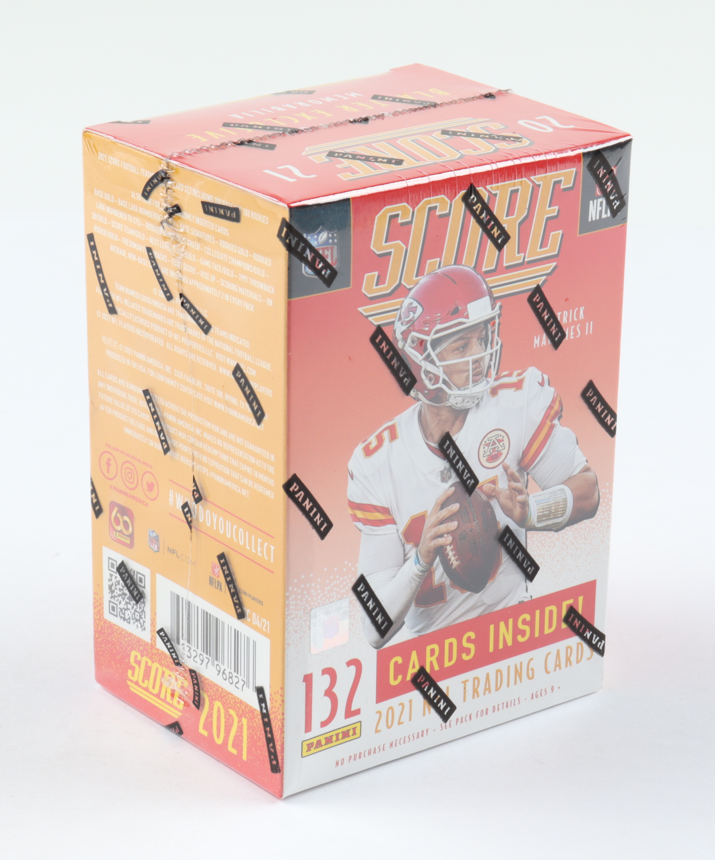 2021 Score Football Blaster Box with (132) Cards | Pristine Auction