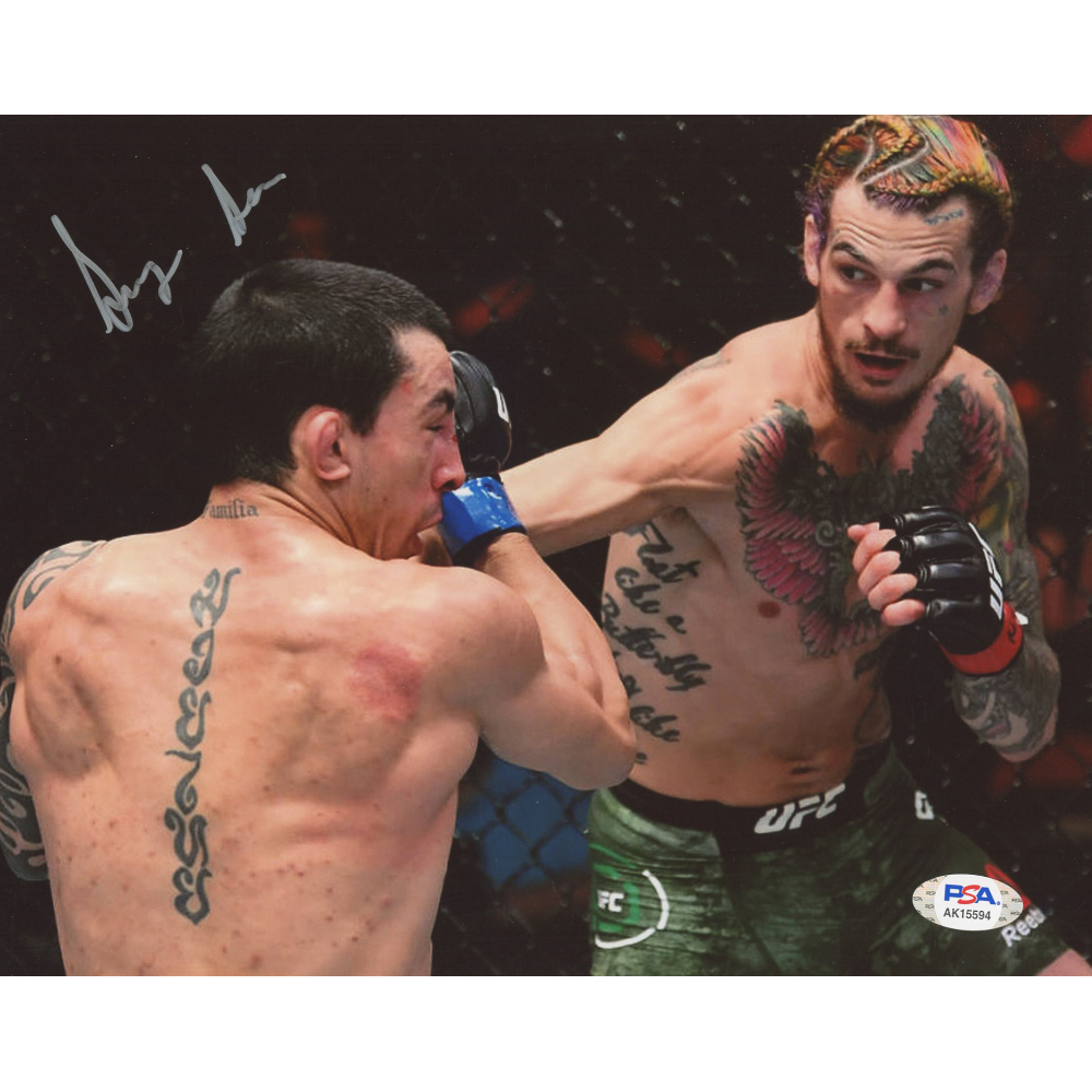 "Sugar" Sean O'Malley Signed UFC 8x10 Photo (PSA) | Pristine Auction